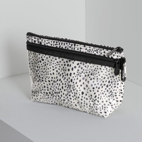 thirty-one | Bags | Clear Clip Pouchblack Speckles | Poshmark